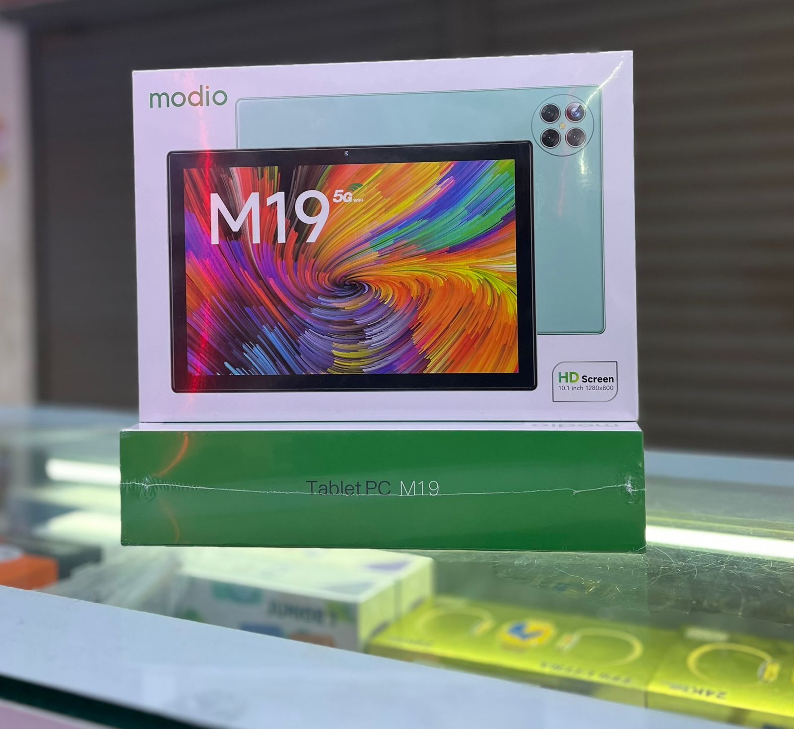 Modio M19 Tablet with Keyboard
